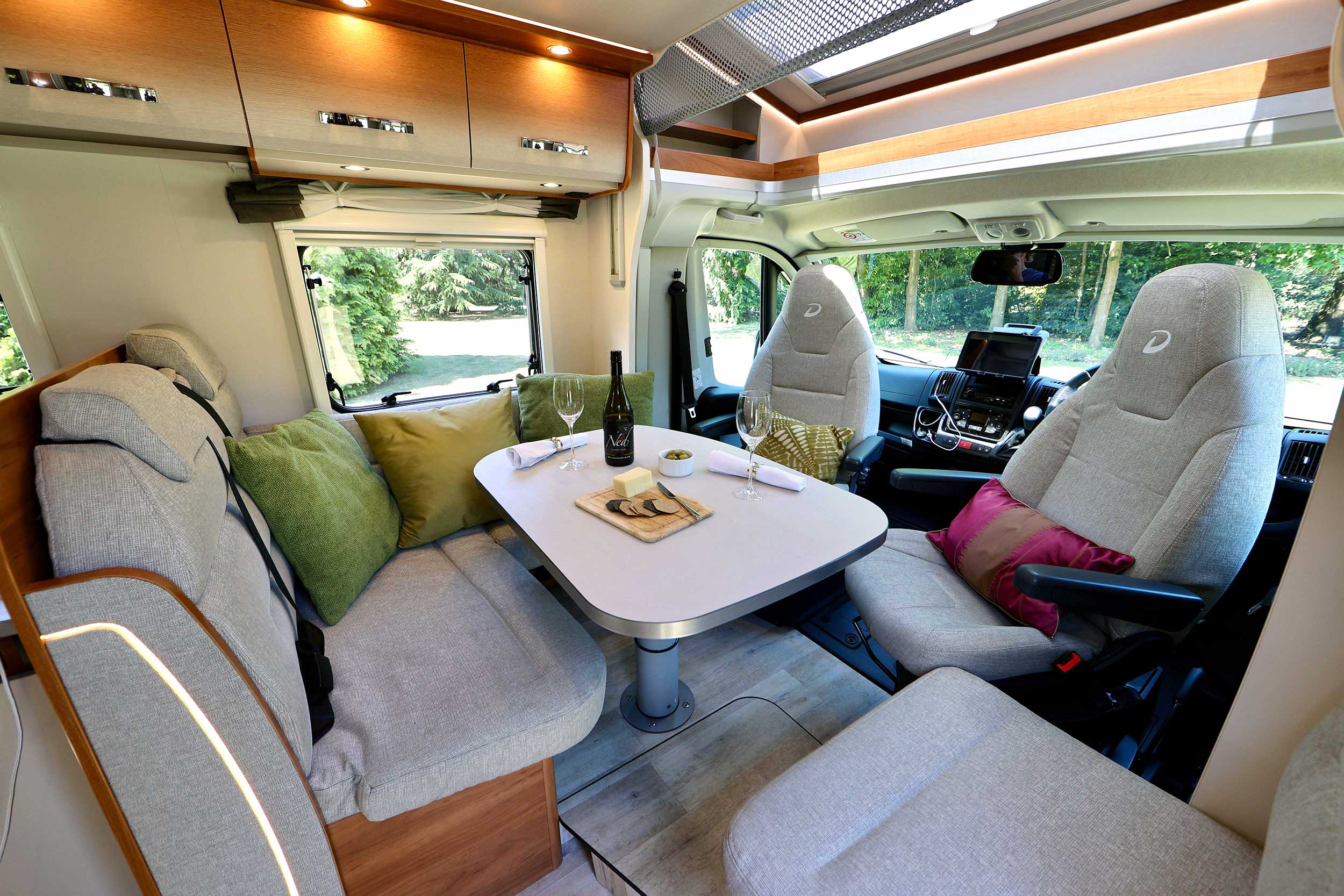Luxury Motorhome Hire from Motorhome Kings